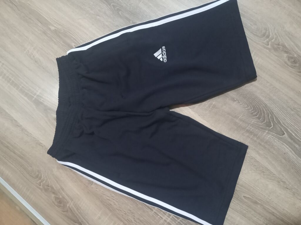 Šorc Adidas od pamuka 100 % veličina XXL XL L rajfešlus na