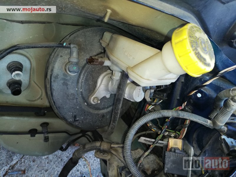 Kocioni servo sa cilindrom za Peugeot 207