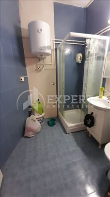 Garsonjera, apartman, 33 m2, treći sprat, lift, Go