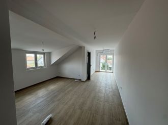 44m² 68.200€
Beograd, Surčin, Jakovo