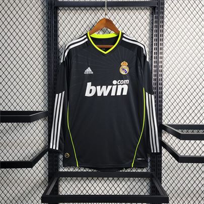 Real Madrid 2010/2011 gostujuci dres dugi rukavi