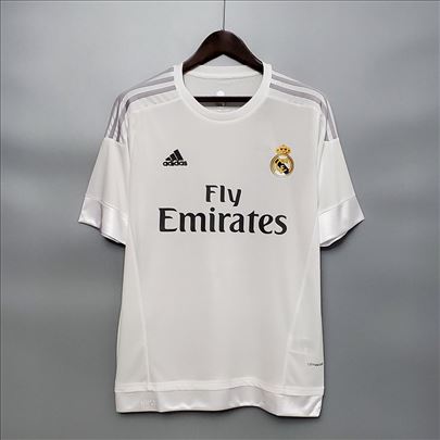 Real Madrid 2015/2016 domaci dres