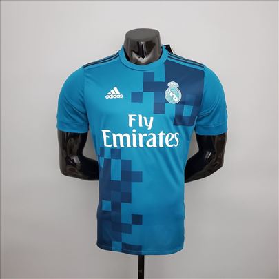 Real Madrid 2017/2018 gostujuci dres