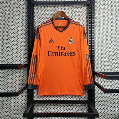 Real Madrid 2013/2014 treci dres dugi rukavi