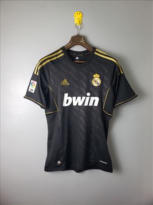 Real Madrid 2012 gostujuci dres