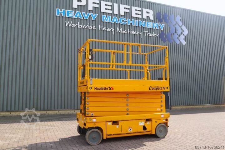 Podizanje makaza
Haulotte Compact 14 Electric, 14m Working Height, 350kg Cap