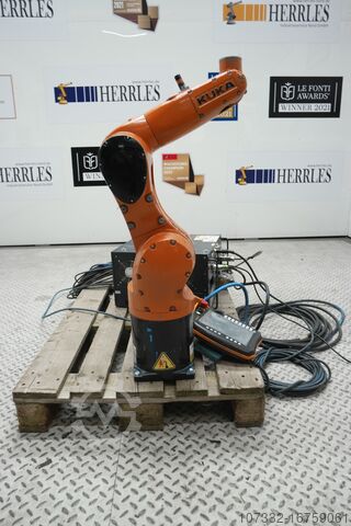 Industrijski robot
KUKA KR 6 R700 SIXX WP