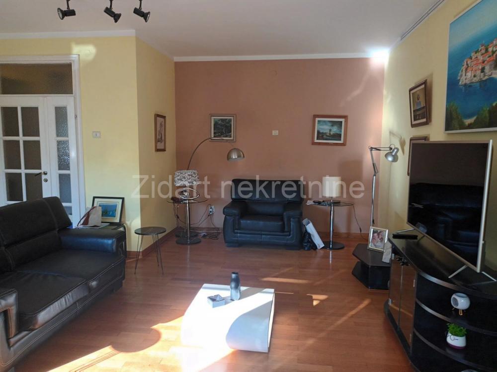 Cvijićeva, Četvorosoban stan za izdavanje, 106m2, 1.200€