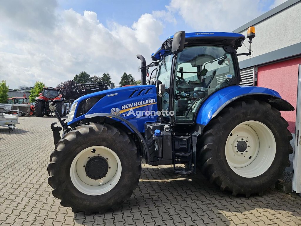 T 6.175 AC traktor točkaš