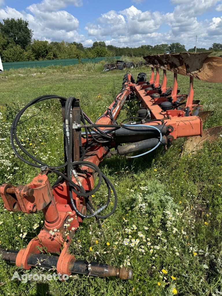 Massey Ferguson 725 reverzibilni plug