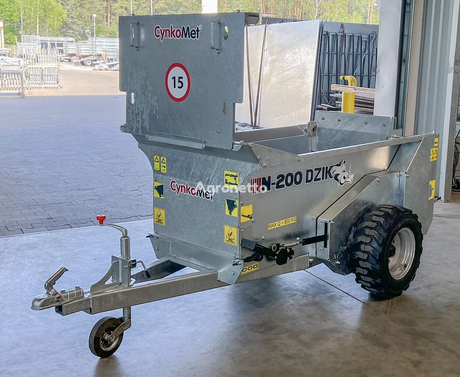 Novi CynkoMet Miststreuer / Manure spreader / Epandeur à fumier N-200 DZIK rasipač stajnjaka