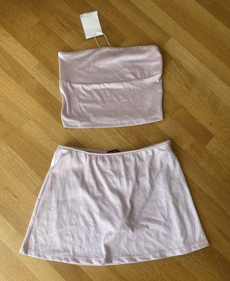 Bershka lila komplet top + suknja sa etiketom