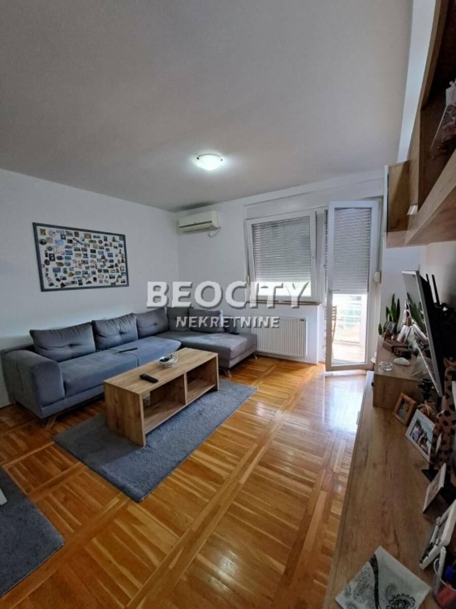 Novi Sad, Rotkvarija, Vuka Karadžića, 2.0, 49m2, 139650EUR