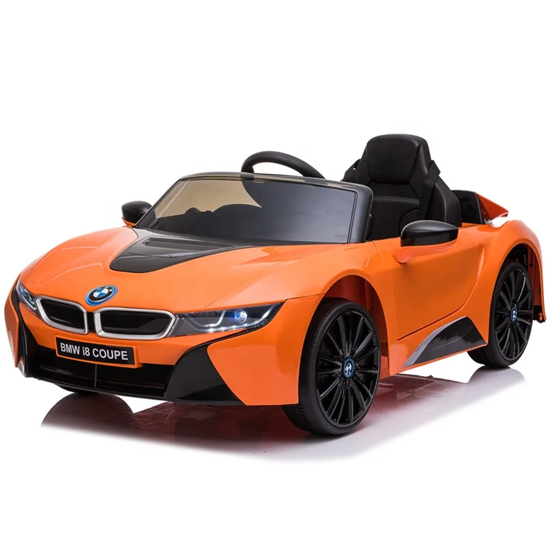 Automobil na akumulator narandzasta BMW i8 concept
Automobil na akumulator narandzasta BMW i8 concept