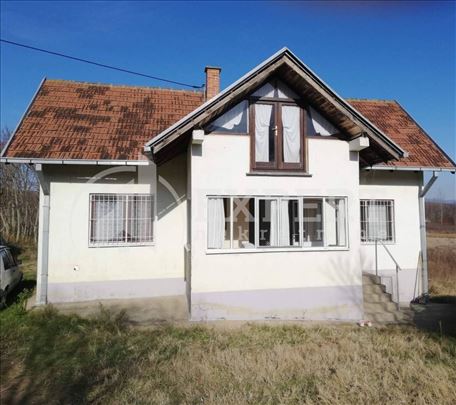 Prelepa kuća 90m2, Vrćenovica, plac 23.37ari