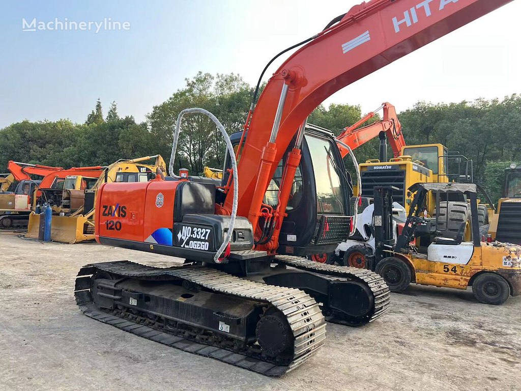 Hitachi ZX120 bager guseničar