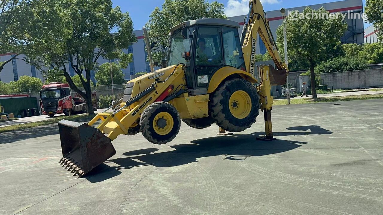 New Holland LB 95 bager-utovarivač