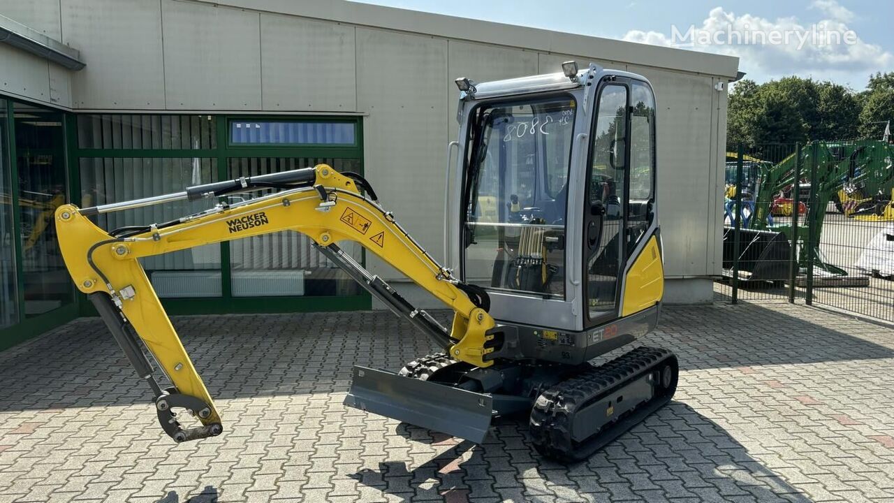 Novi Wacker ET 20 mini bager