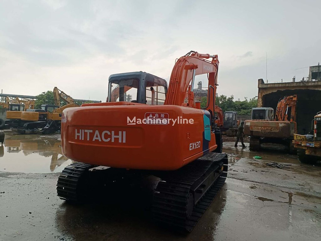 Hitachi EX120-3 bager guseničar