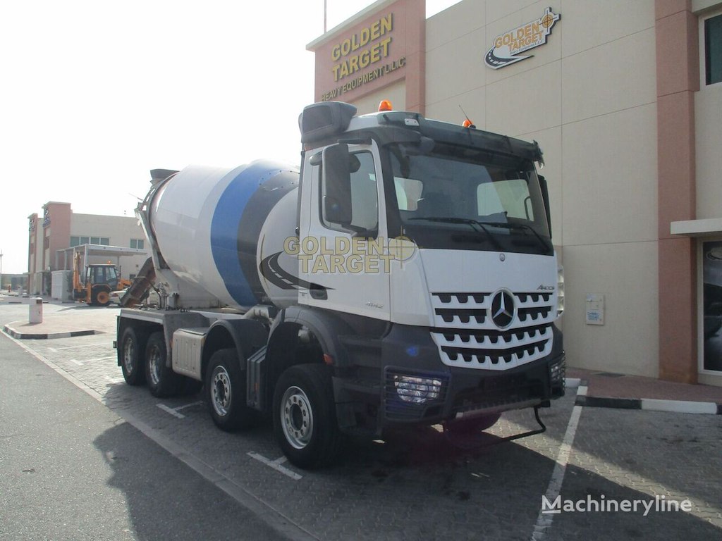 Stetter na šasiji Mercedes-Benz Arocs 4142 kamion s mešalicom za beton