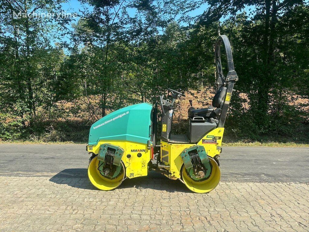 Ammann ARX 12 mali valjak