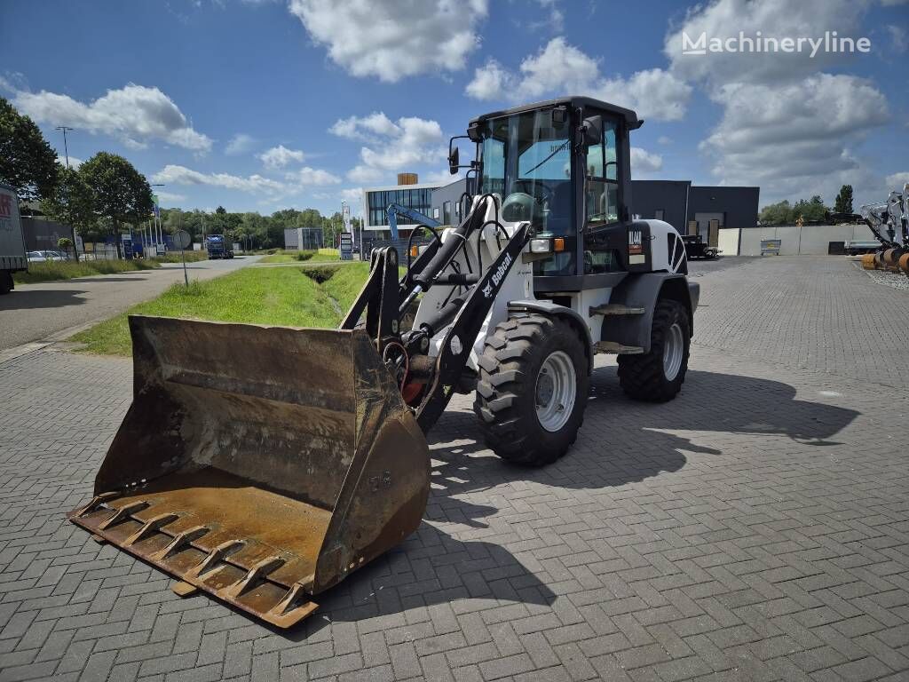 Bobcat AL 440 D prednji utovarivač