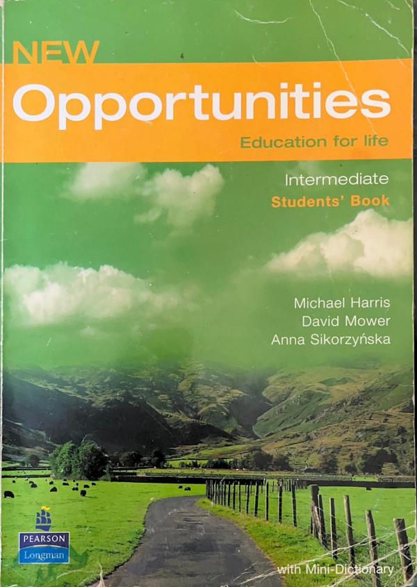 Engleski jezik New Opportunities Intermediate Strudents book