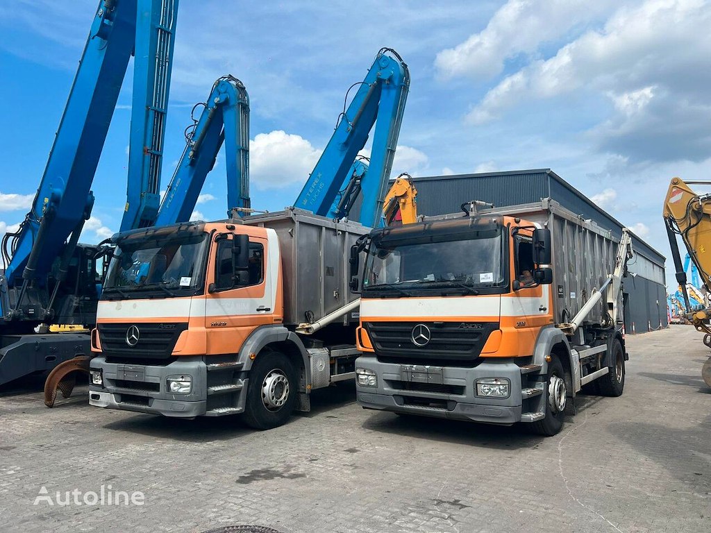 Mercedes-Benz Axor 1829 /Tierkörpertransporter Loosen kiper