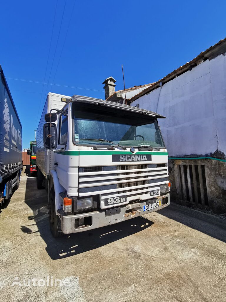 Scania P93 ML z kamion furgon