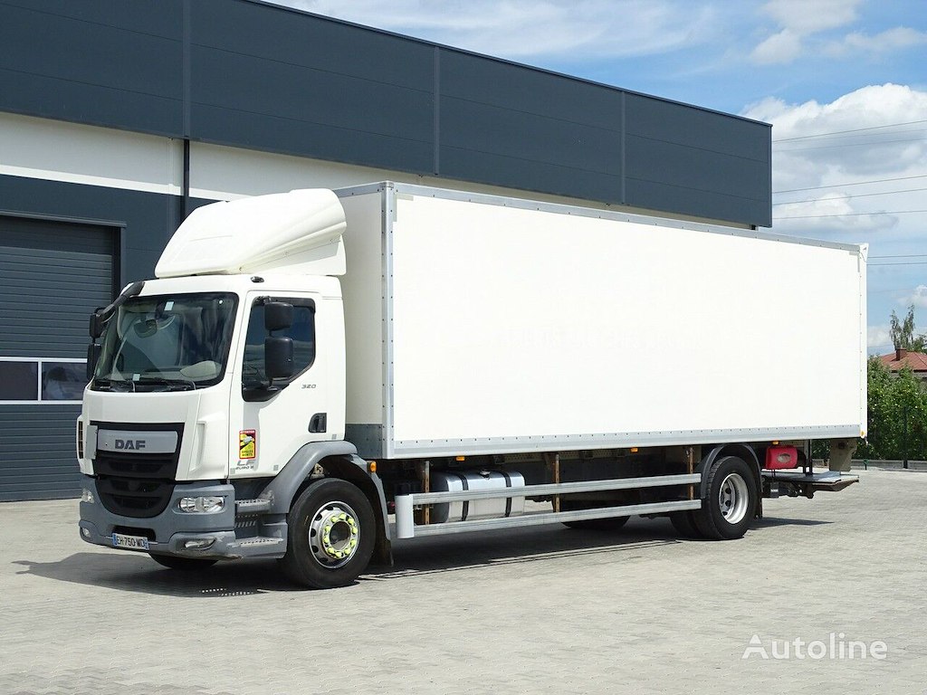 DAF LF 320 kamion furgon