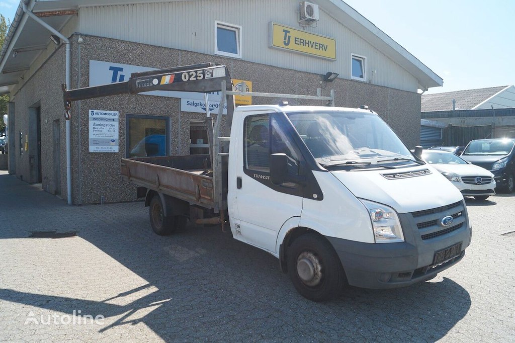 Ford Transit FT 350 M kamion s ravnom platformom