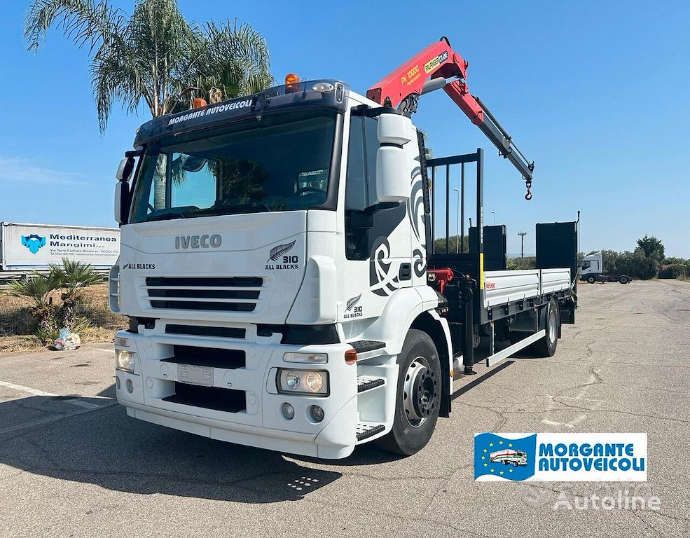 IVECO Stralis 310cv kamion s ravnom platformom