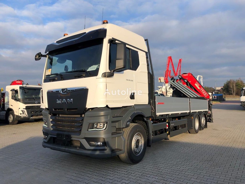 Novi MAN TGX 26.520 kamion s ravnom platformom