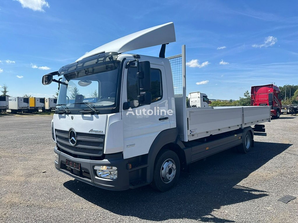 Novi Mercedes-Benz Atego 1018 L / klappwände kamion s ravnom platformom