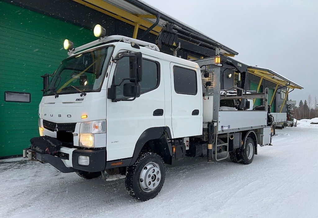 Mitsubishi Fuso Canter kamion s ravnom platformom