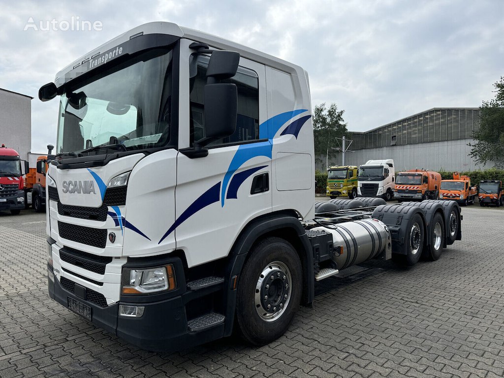 Scania G410 8x2*6 NB LNG EURO6 PODWOZIE Z PRZYSTAWKĄ ODBIORU MOCY kamion šasija