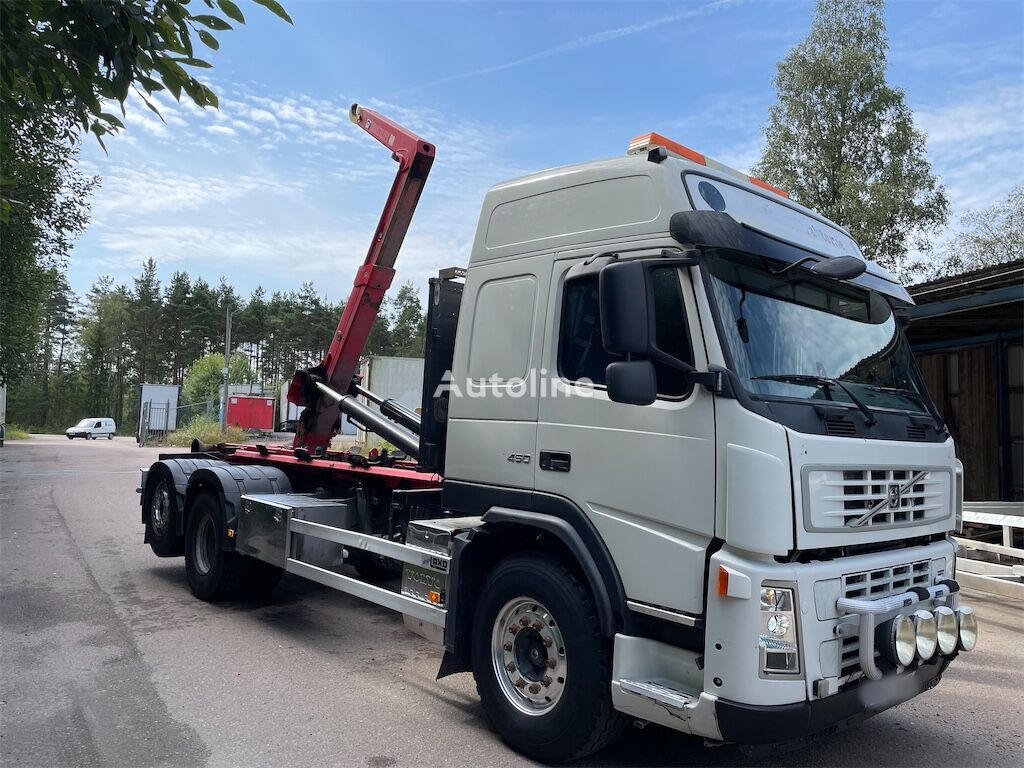 Prodaje se Volvo FM rol kiper sa kukom na aukciji