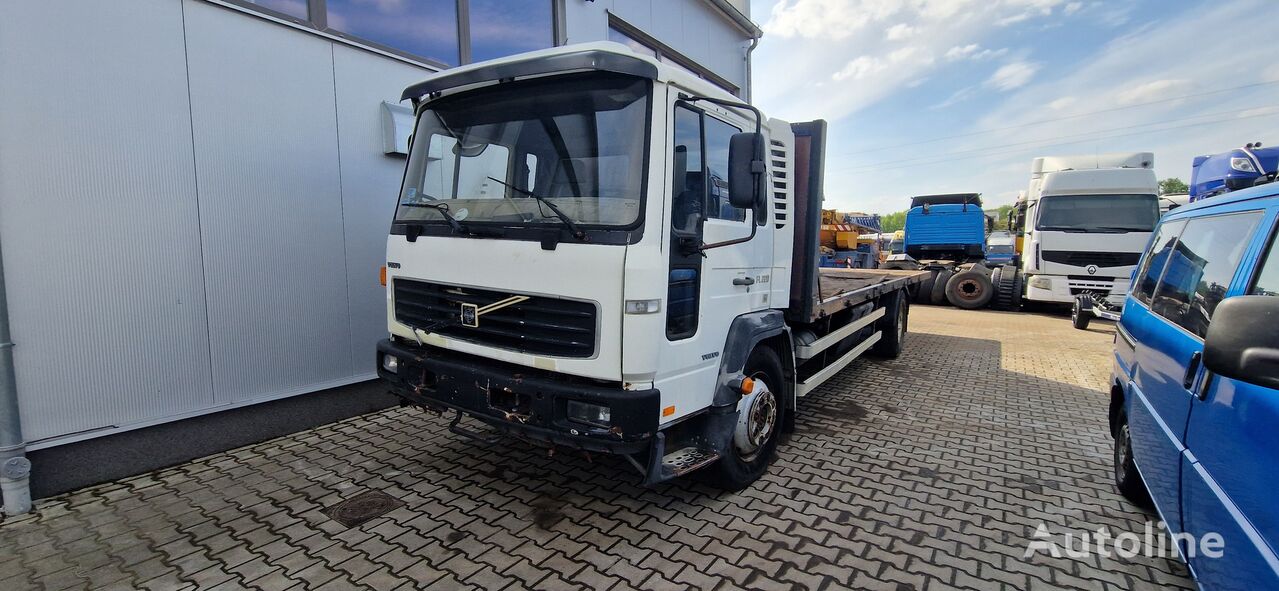 Volvo FL 220 kamion platforma