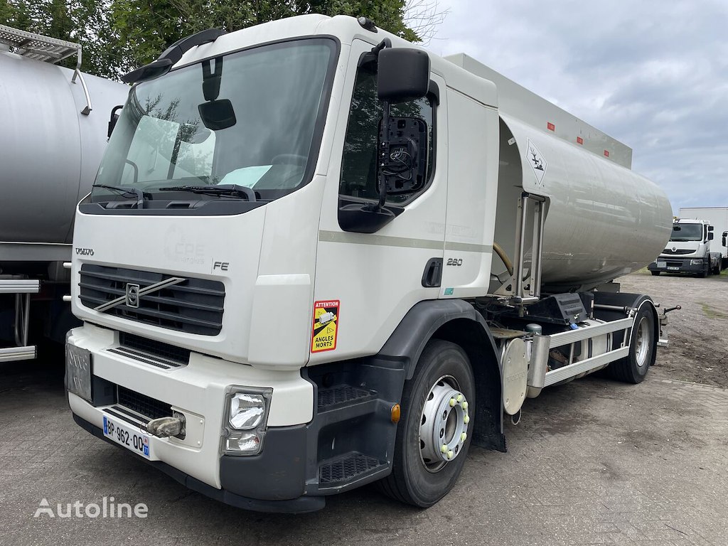 Volvo FE260 Fuel autocisterna za gorivo