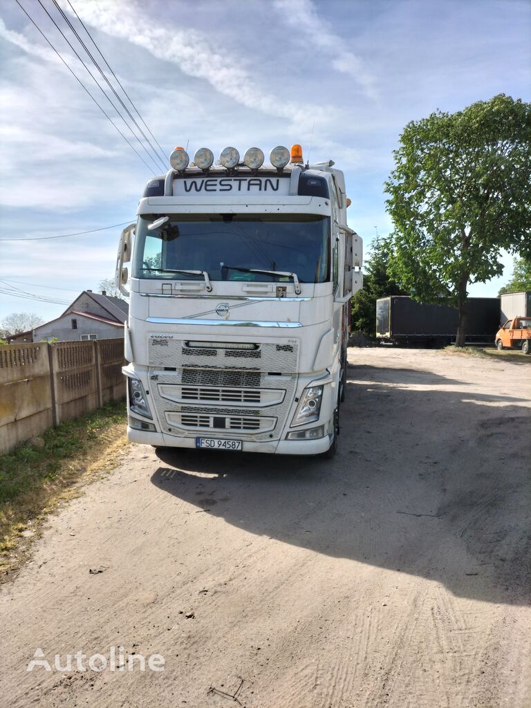 Volvo FH 540 kamion za prevoz drva