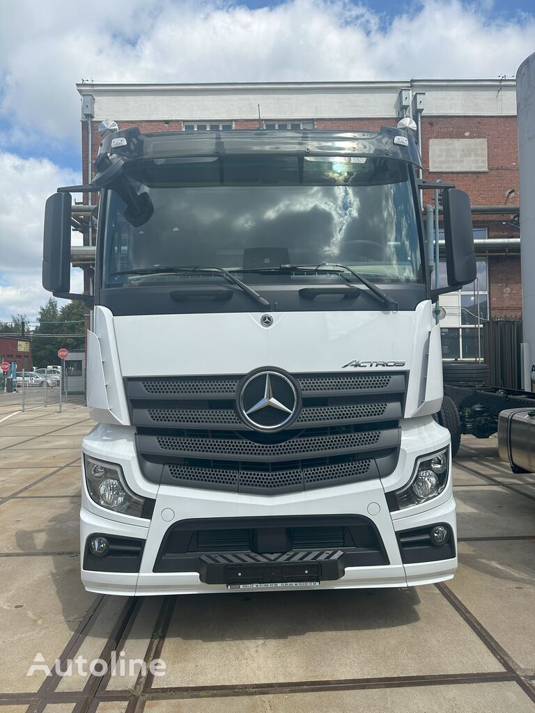 Nova Mercedes-Benz ACTROS 5 autocisterna