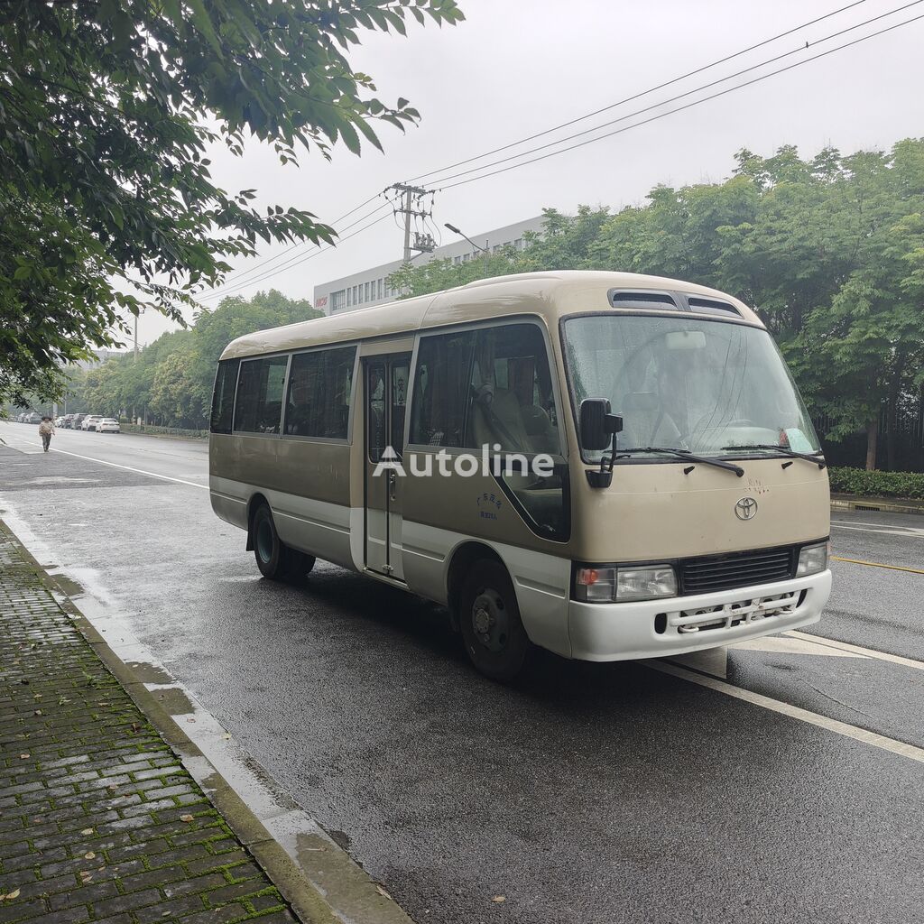 Toyota Coaster turistički autobus