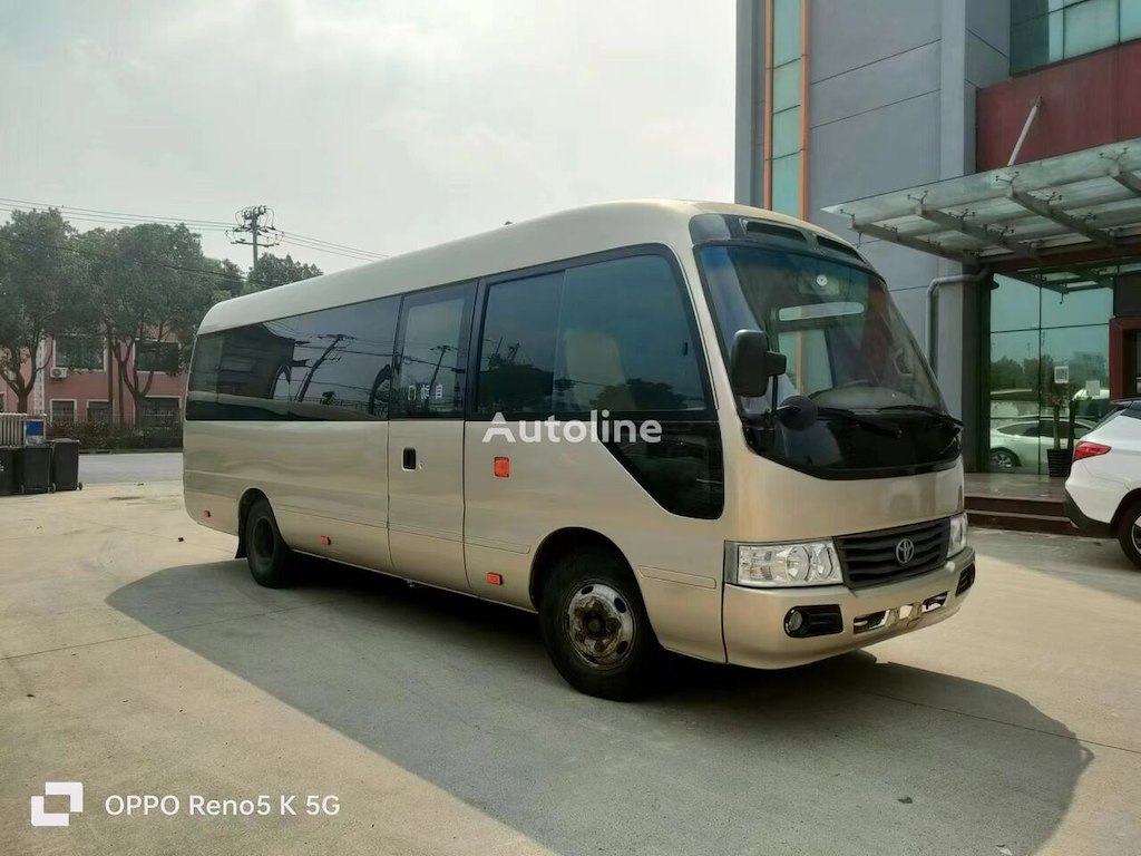 Toyota Coaster turistički autobus