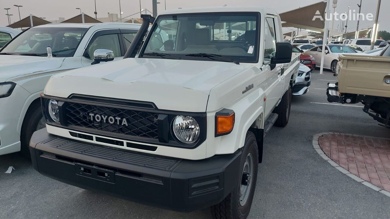 Toyota Land Cruiser (GDJ79) 2.8L Pick-up 4WD pikap