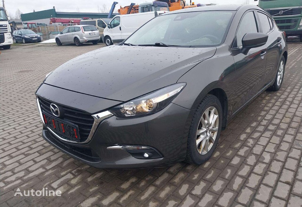 Mazda 3 hečbek