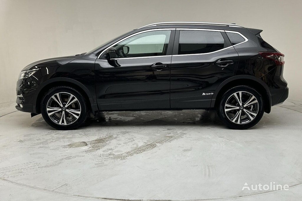 Prodaje se Nissan Qashqai krosover na aukciji