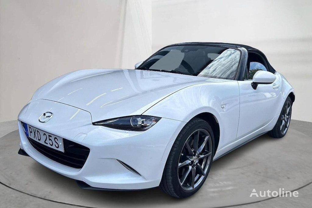 Prodaje se Mazda MX-5 kabriolet na aukciji