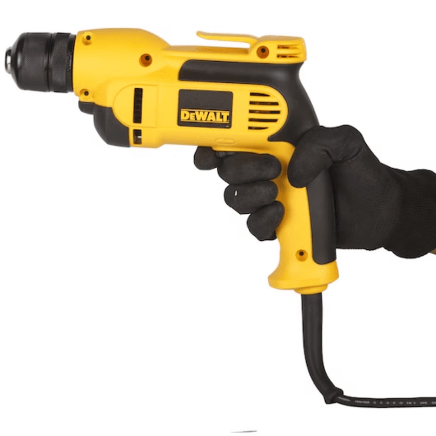 DEWALT BUŠILICA 701W 10MM DWD112S