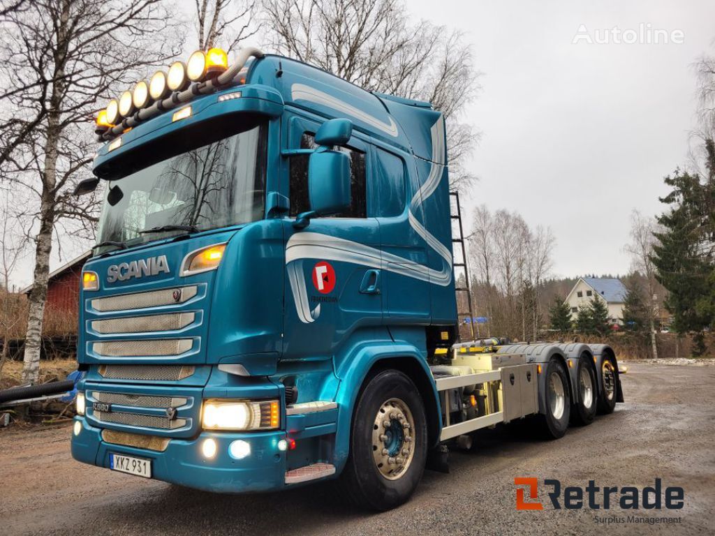 Prodaje se Scania R580 tegljač na aukciji