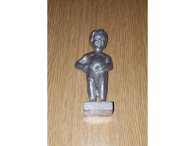 Figura `BRUXELLES MANNEKEN PIS` Belgija